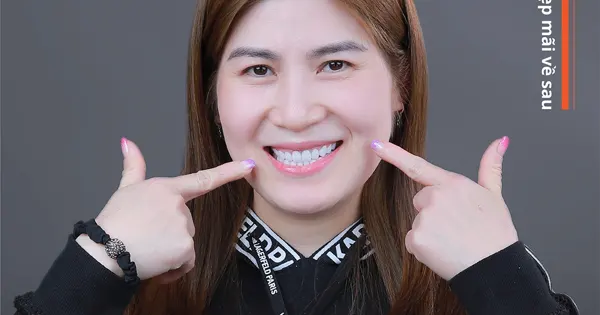 Răng vỡ rụng từng mảnh do đánh răng sai cách